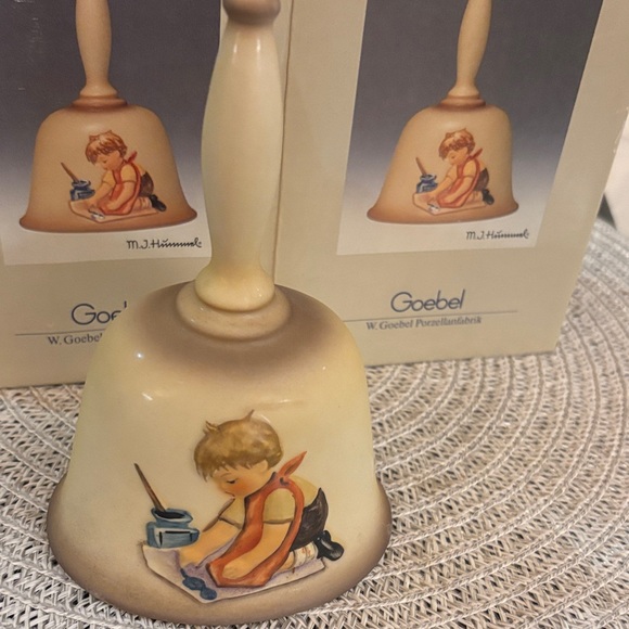 Goebel | Accents | 987 Annual Bell Made In Germany Hummel No 79 With ...